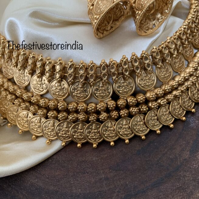 Two layer heavy high neck kaasu choker set – The Festive Store