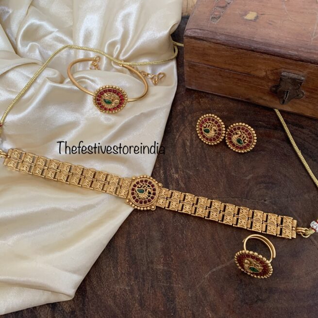 Navilu Jewellery set – The Festive Store