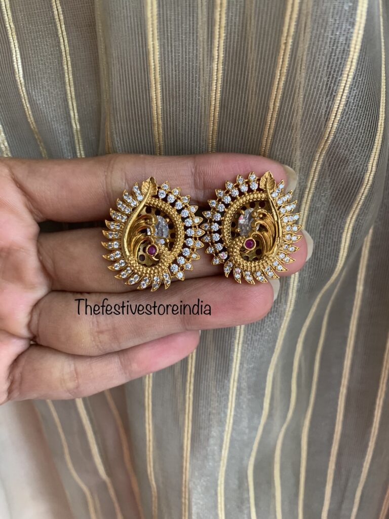 Navilu studs - The Festive Store