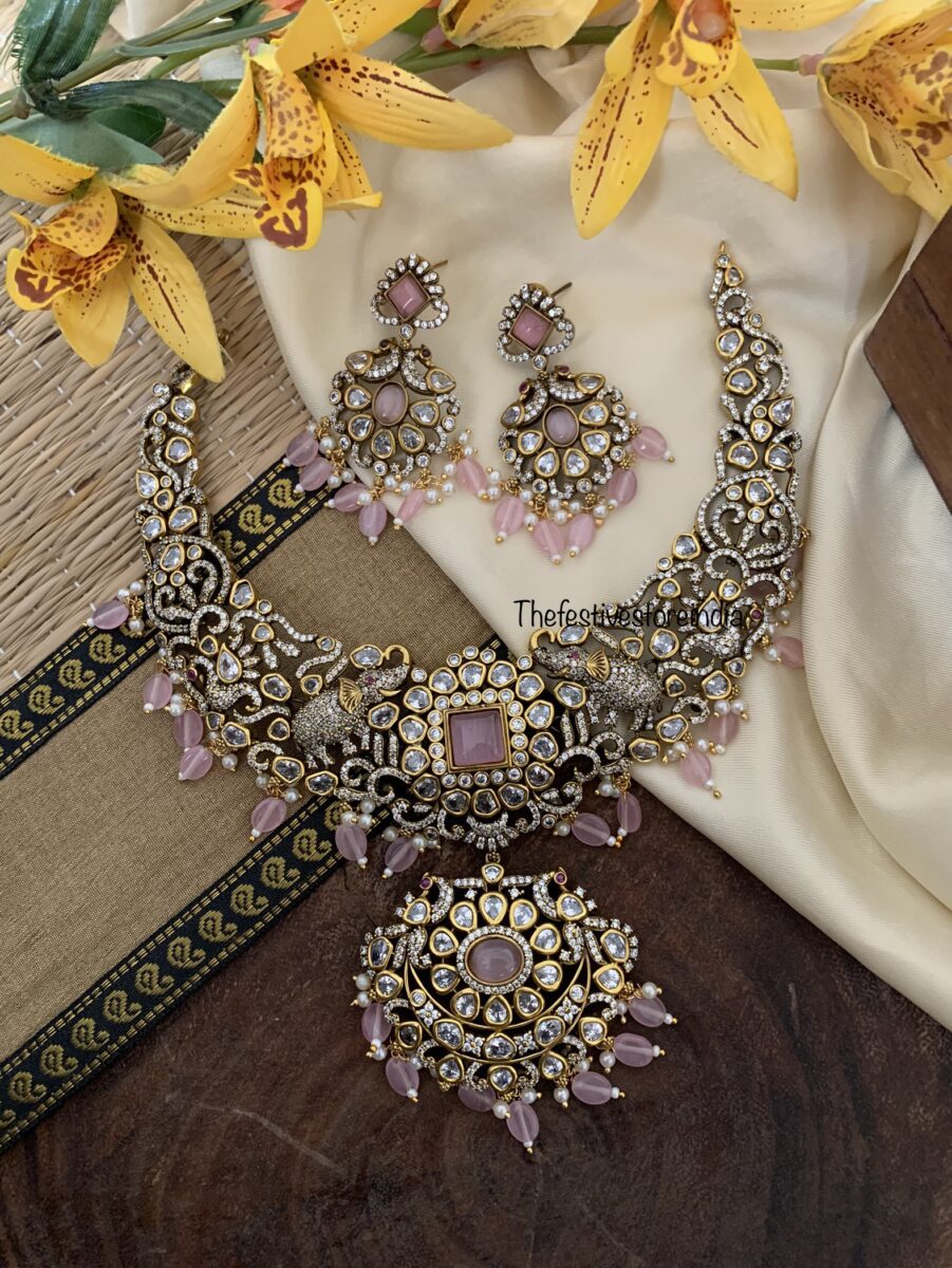 Victorian pink necklace set - The Festive Store