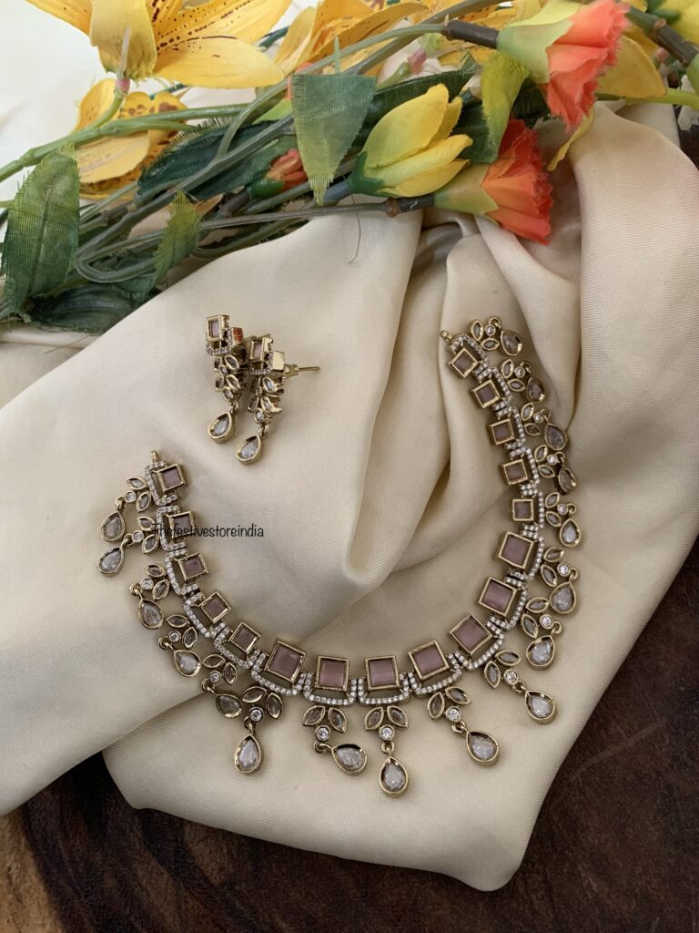 Victorian pastel pink necklace set - The Festive Store