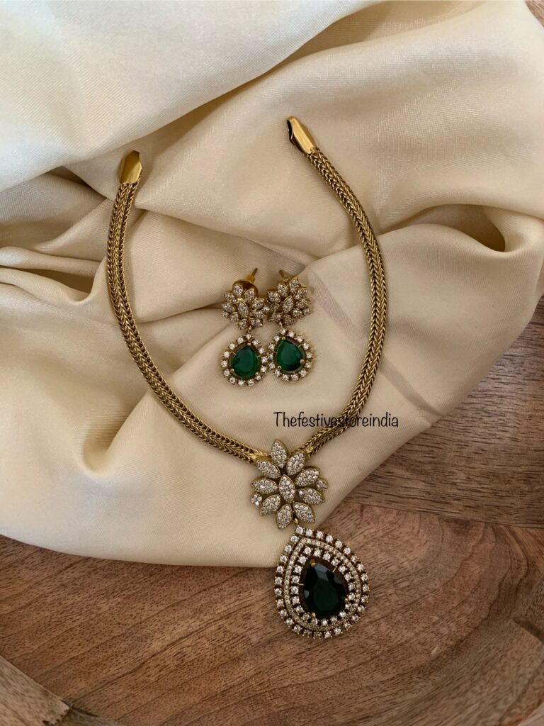 Victorian floral green drop attigai set - The Festive Store